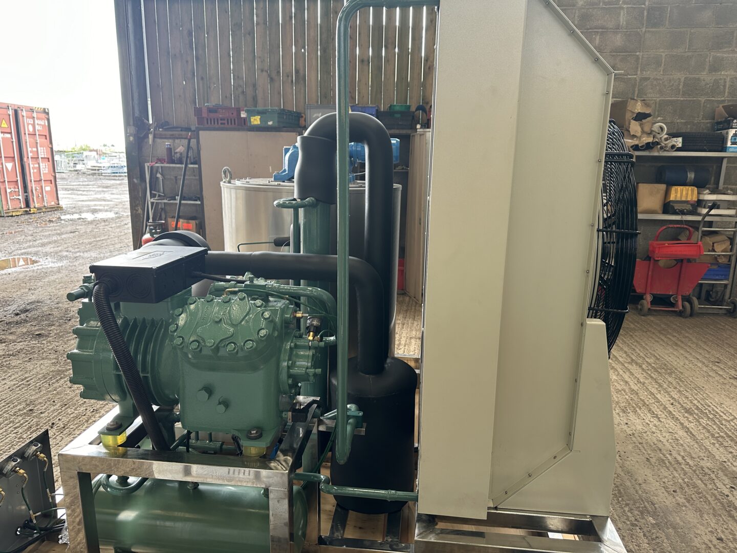 Flake ice machine, 5,000 kilo per day - Frosty Ice Ltd